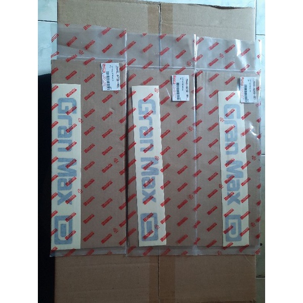 Jual sticker / tulisan / logo Gran Max ori | Shopee Indonesia
