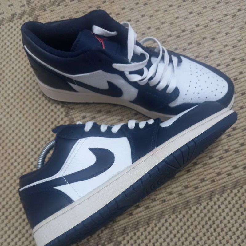 Jual sepatu second branded | Shopee Indonesia