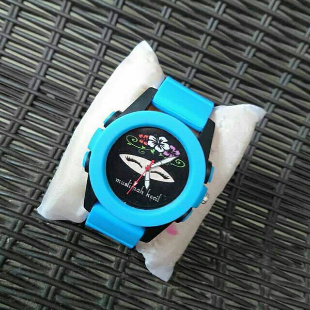 Jual Jam tangan custom Muslimah (bisa pakai nama sendiri) | Shopee ...
