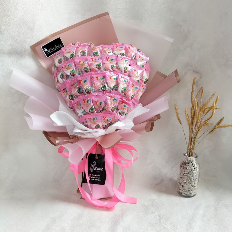 Jual Buket Permen Yupi / Buket Karakter Love / Buket Permen Murah ...