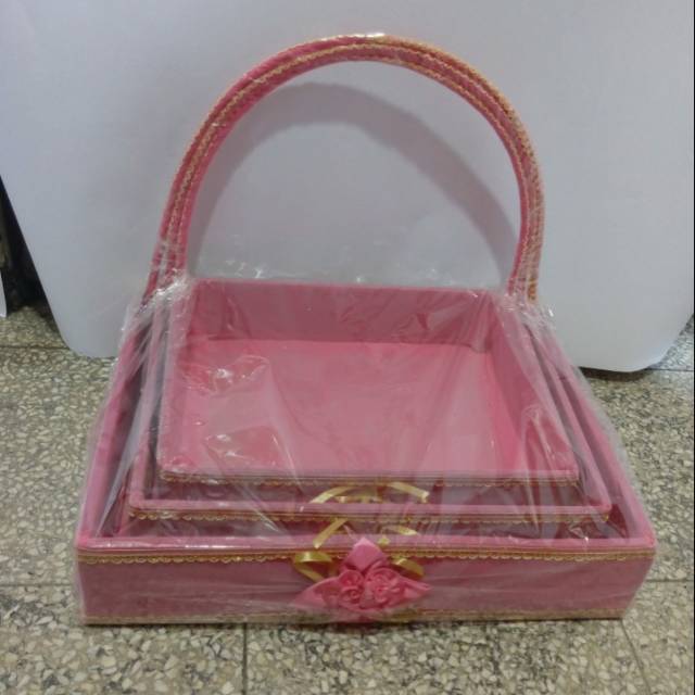Jual Kotak Hantaran Lamaran set isi 3 tangkai merak pink biru merah ...
