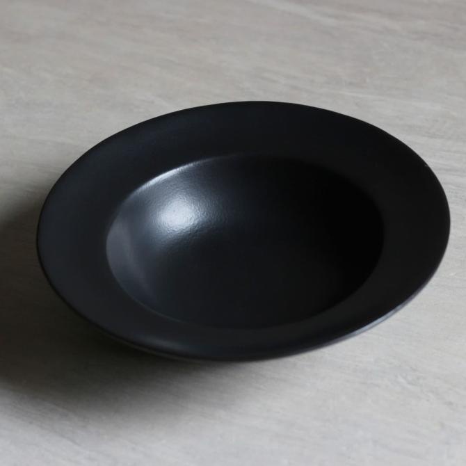 Jual _^_^_^] PIRING PASTA KERAMIK HITAM 21 / PASTA PLATE ROUND BLACK ...