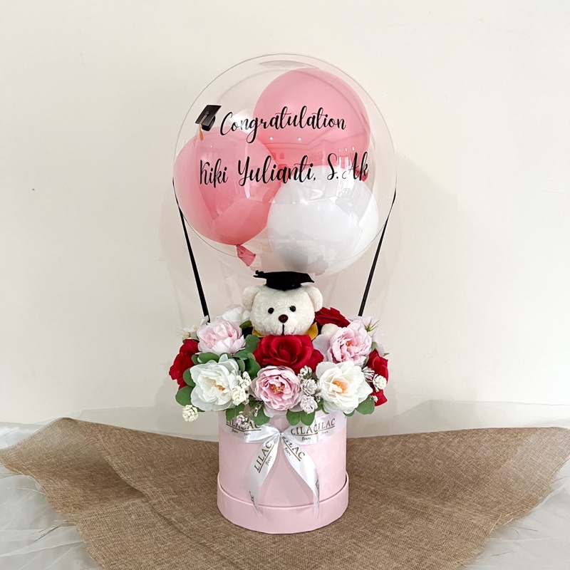 Jual Buket Bunga Balon Lavaya Flower Box dengan Boneka Wisuda | Flower ...