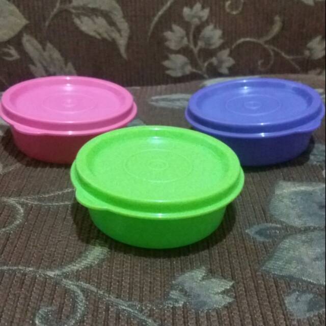Jual Small round Tupperware (1pcs) | Shopee Indonesia