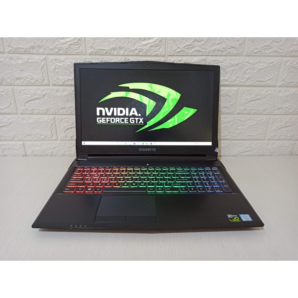 Jual Gigabyte Sabre 15 Core i5 RAM 16GB VGA Nvidia GTX1050 Laptop ...