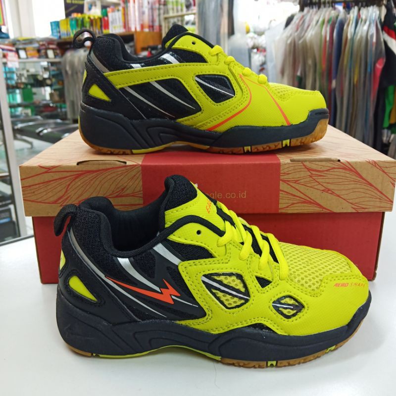 Jual Sepatu sapatu badminton bulutangkis anak eagle centurions jr hijau ...