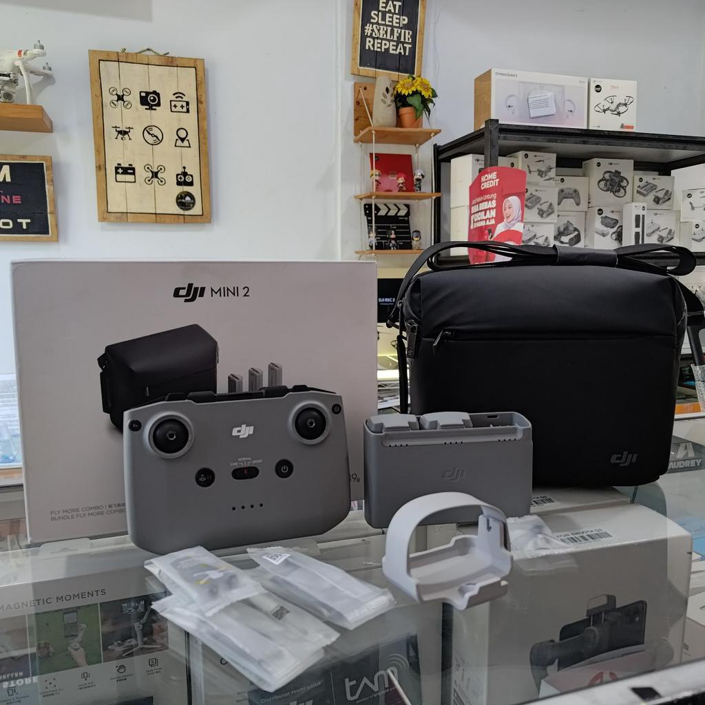 Jual Fly more combo kit dji mini 2 drone remote battery charger hub tas ...
