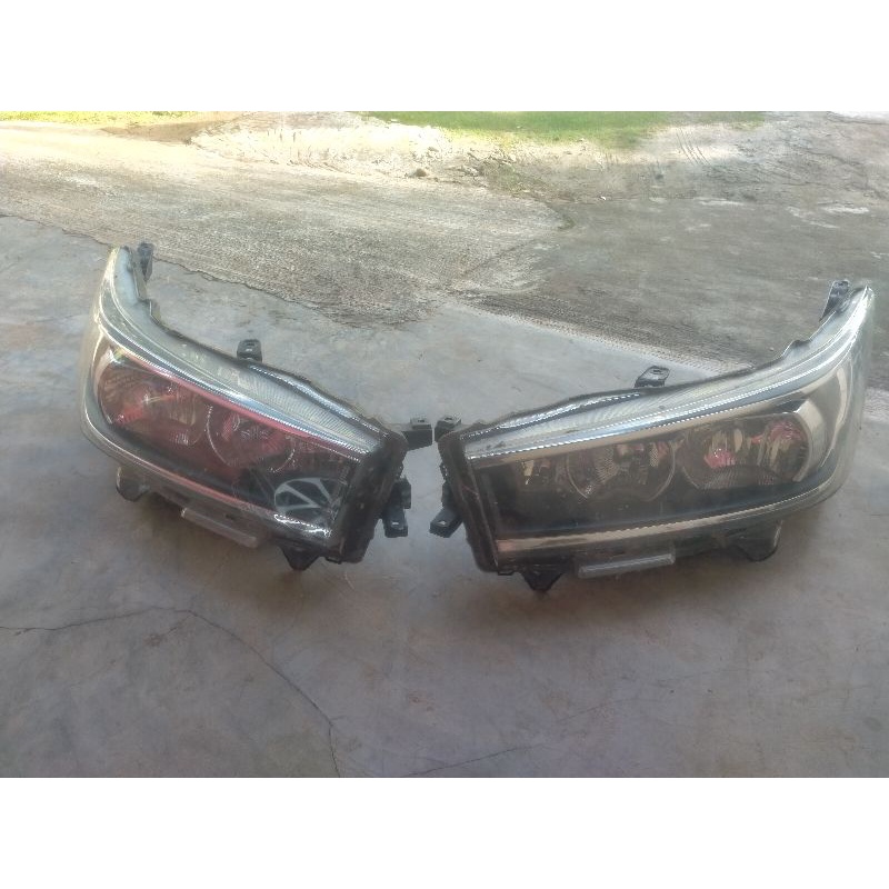 Jual headlamp innova reborn tipe G | Shopee Indonesia