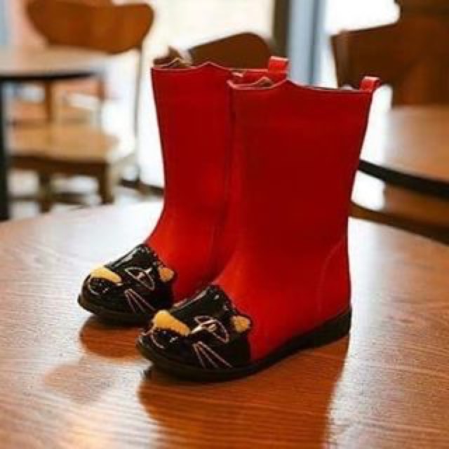 Jual Cat Red Boots | Shopee Indonesia