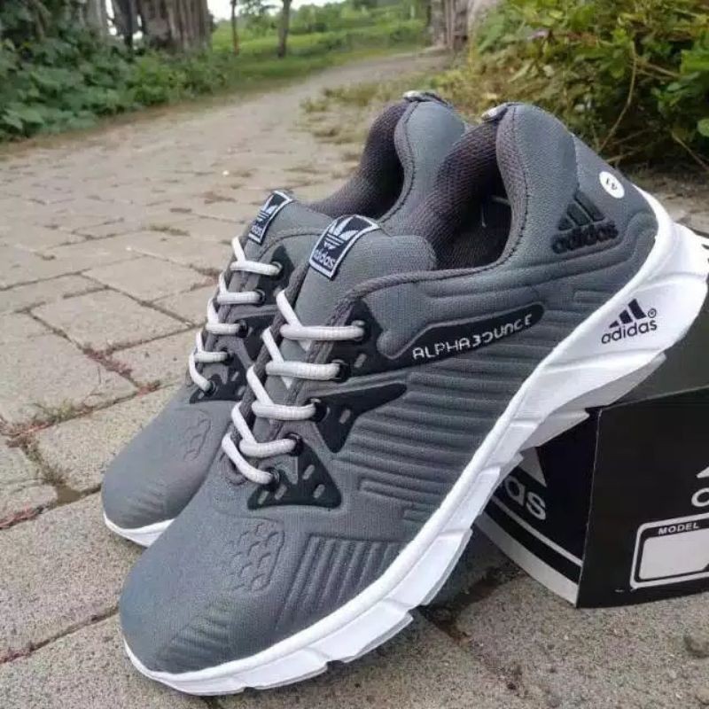 Jual Sepatu Jogging Pria Original Terlengkap & Harga Terbaru Juni 2026 ...