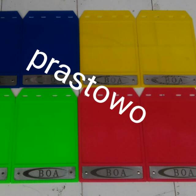 Jual Kepet lumpur roda mudflap warna universal | Shopee Indonesia