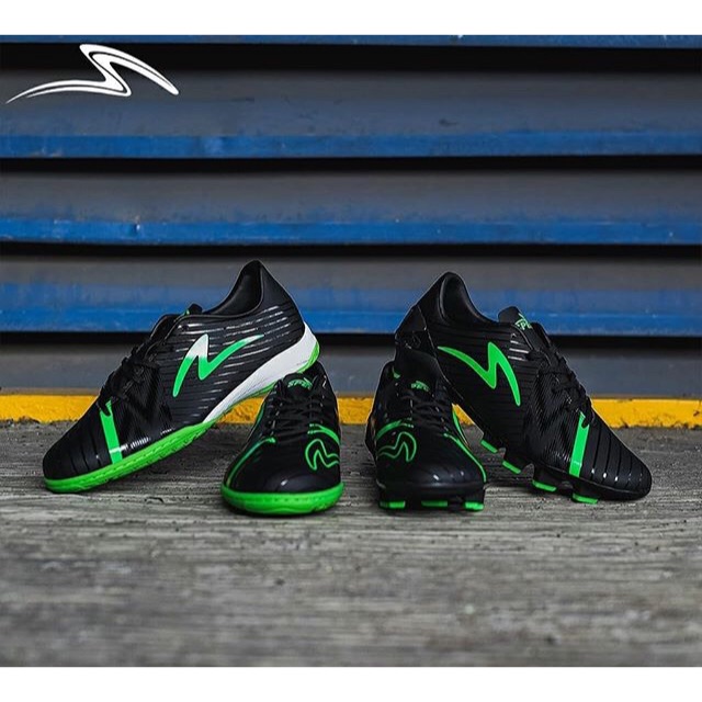 Jual Specs Accelarator Slaz Pro FG | Shopee Indonesia