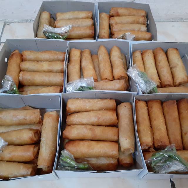 Jual LUMPIA MIX HARGA PER BOX ISI 10 BIJI ( TANPA COCOLAN, CABAI SAJA ...