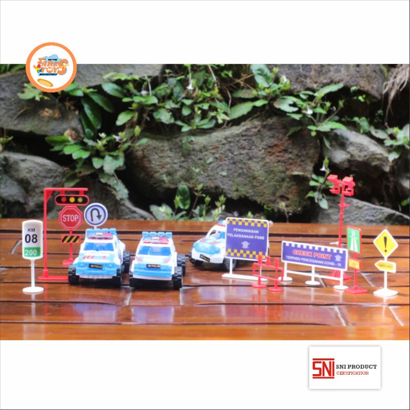 Jual Mobil Patroli Polisi KGP 68 Patrol Car set | Shopee Indonesia