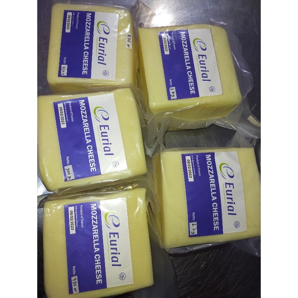 Jual Eurial Mozzarella Cheese 1 kg Free Bubble Wrab Packing Aman Harga ...