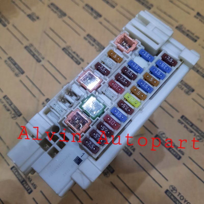 Jual ORIGINAL FUSE BOX ATAU BOX SEKRING ASLI TOYOTA ALL NEW VIOS YARIS ...