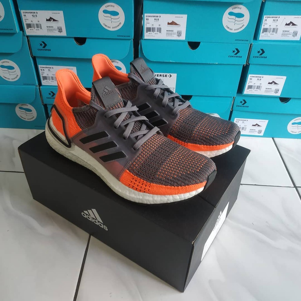 Jual ADIDAS ULTRABOOST ORIGINAL | Shopee Indonesia