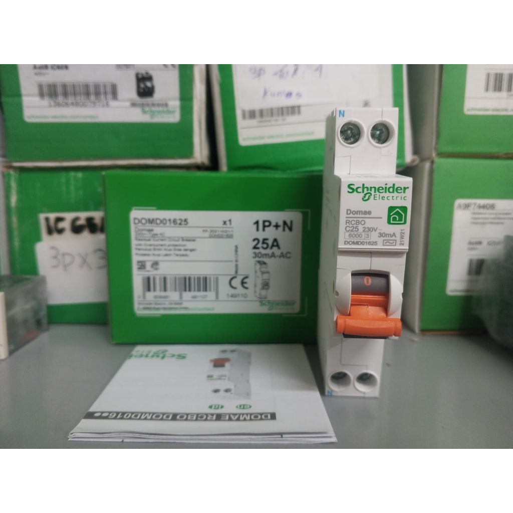 Jual RCBO Slim Domae 1P+N 25A 30MA 6KA ELCB+MCB DOMD01625 Schneider | Shopee Indonesia