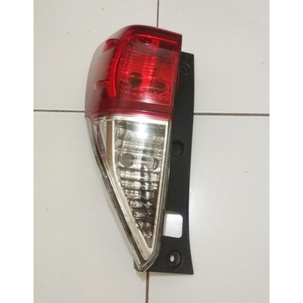 Jual stop lamp belakang Innova reborn venturer original 2016 2017 2018 ...