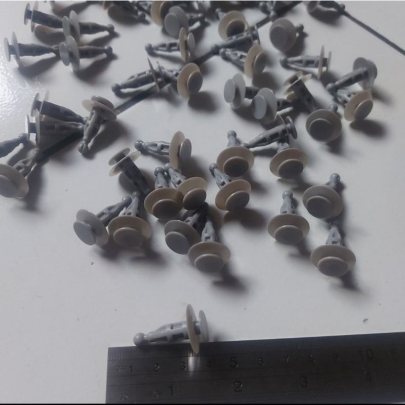 Jual kancing kancing bumper retainer mobil universal original hrg ...