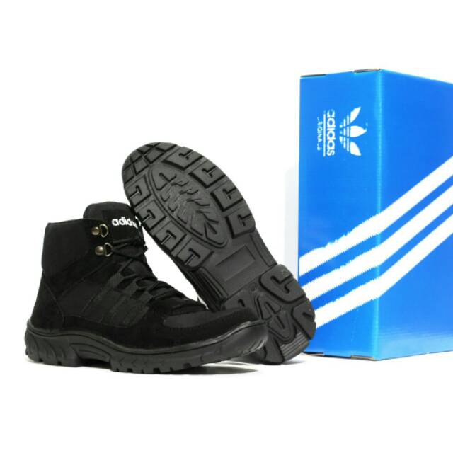 Jual Adidas booth safety | Shopee Indonesia