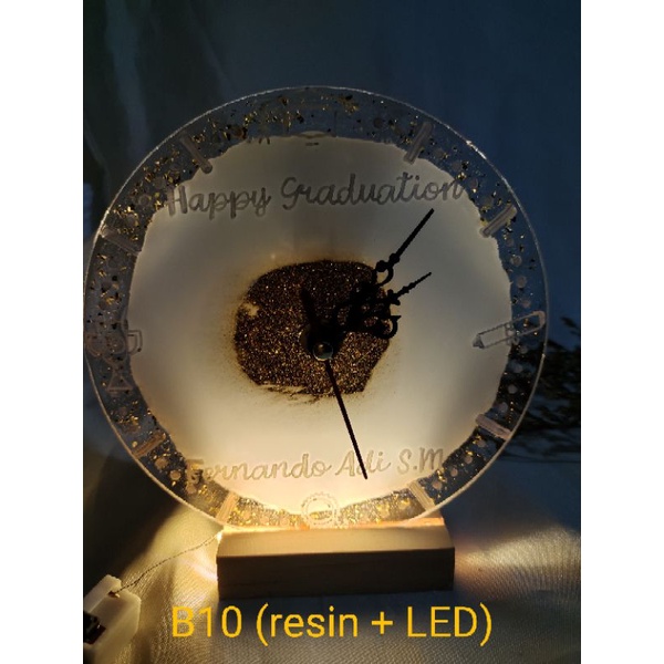 Jual Jam Meja Resin | Jam Meja Akrilik Custom | Kado Jam Meja Custom ...