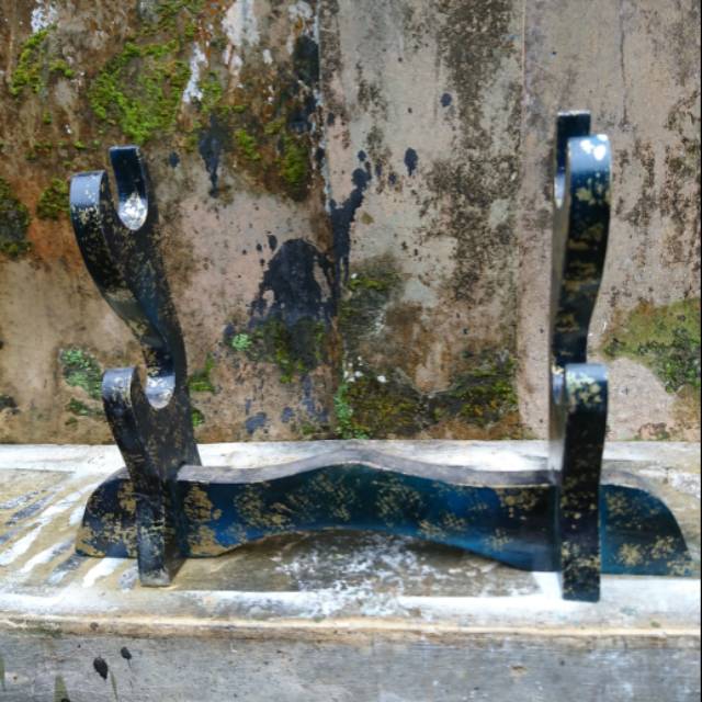Jual DUDUKAN KATANA/KAKE/STAND PEDANG SAMURAI | Shopee Indonesia