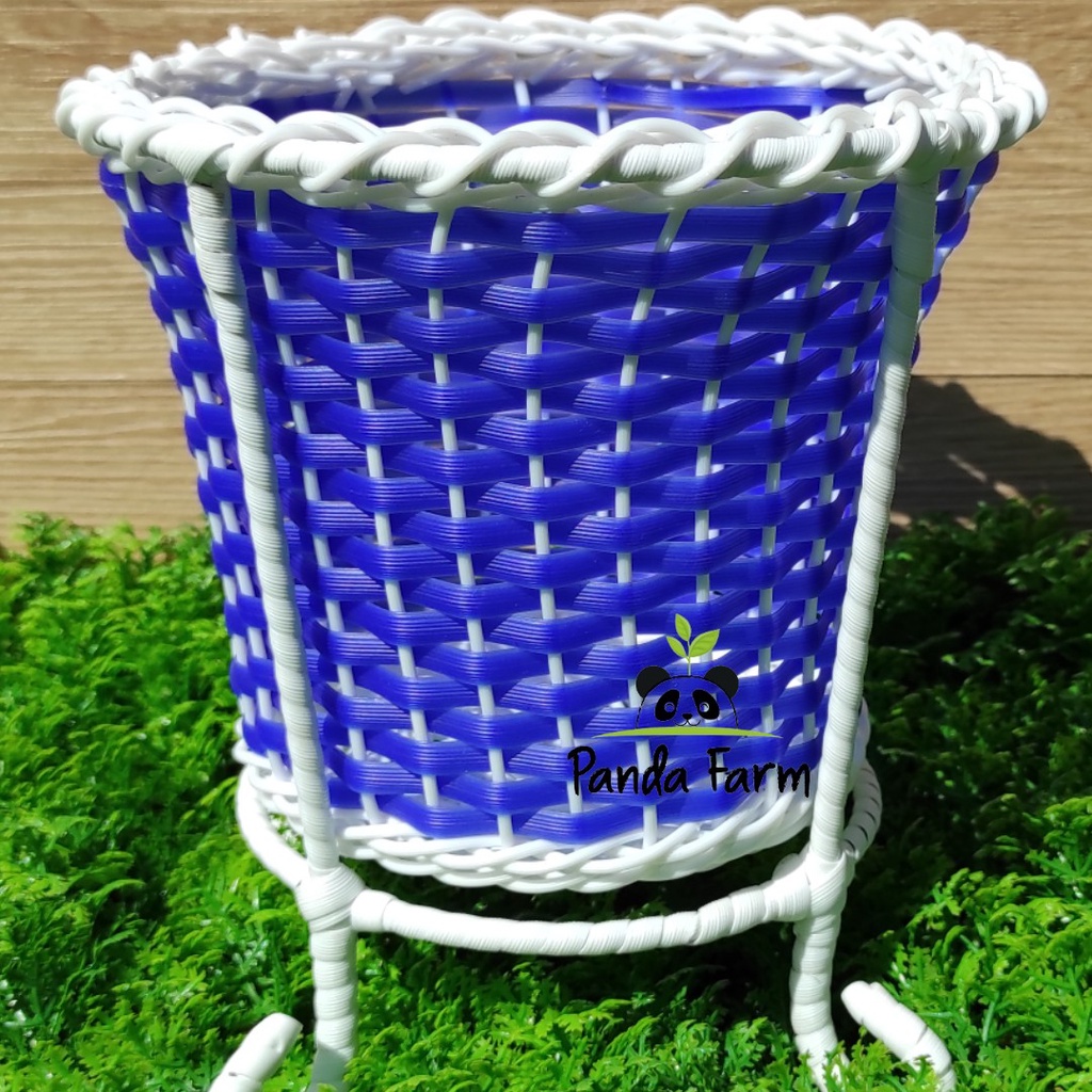 Jual Pot Bunga Tanaman Anyam Standing Cantik No 15 - Warna Biru ...