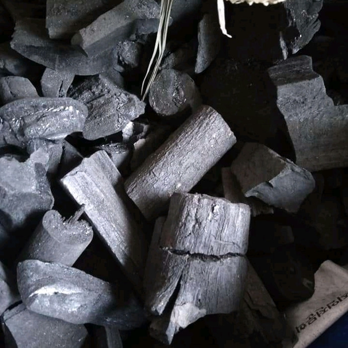 Jual Arang Kayu Bakar /Arang Kayu Bakar 1kg | Shopee Indonesia