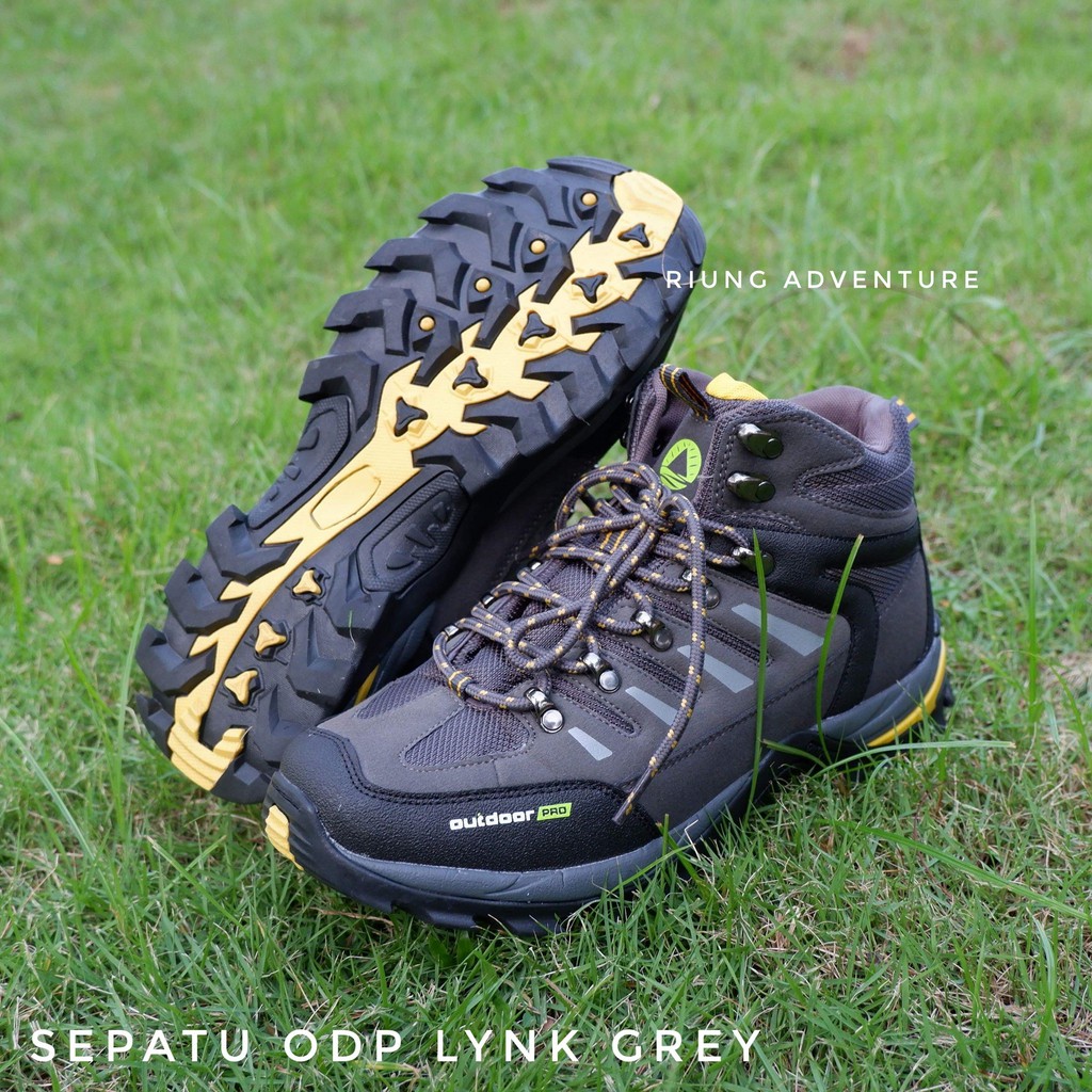 Jual Sepatu Gunung Hiking Trekking Outdoor Pro Lynk Original | Shopee ...