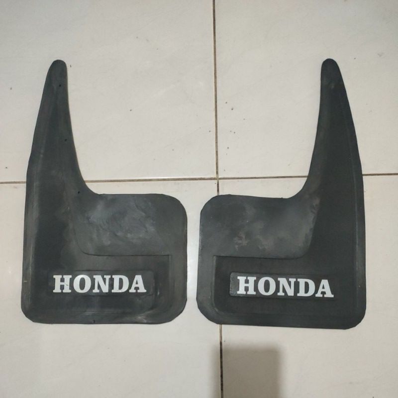 Jual karpet lumpur roda mud guard sedan 1 set 2 lembar | Shopee Indonesia