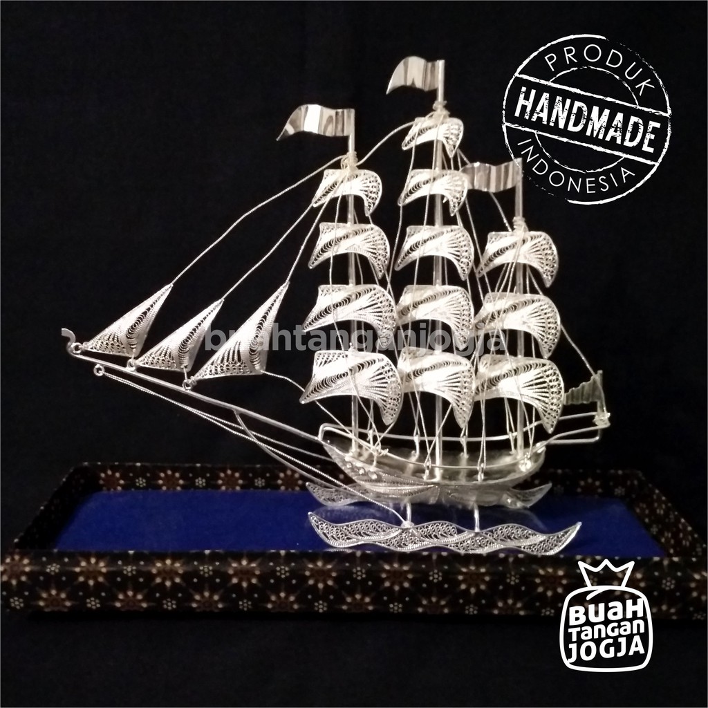 Jual Miniatur Kapal Dewaruci Lapis Perak - Kerajinan Khas Kotagede Jogja - 15cm | Shopee Indonesia
