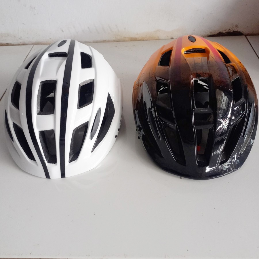 Jual Helm Sepeda SYTE ST-F166 Ada Lampu LED | Shopee Indonesia