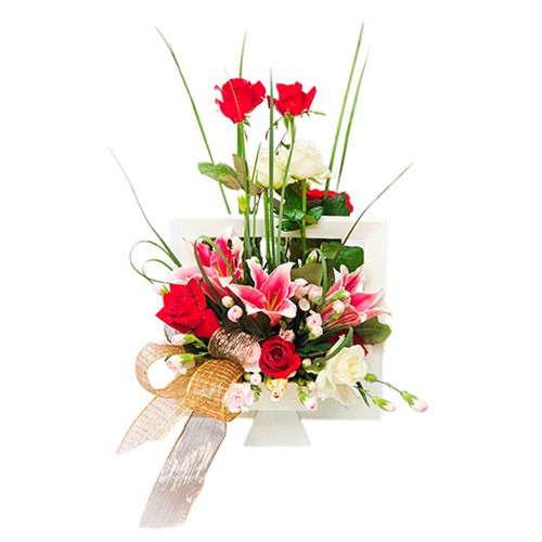 Jual Karangan Bunga Meja Rangkaian Bunga Vas Table Flower M106 | Shopee ...