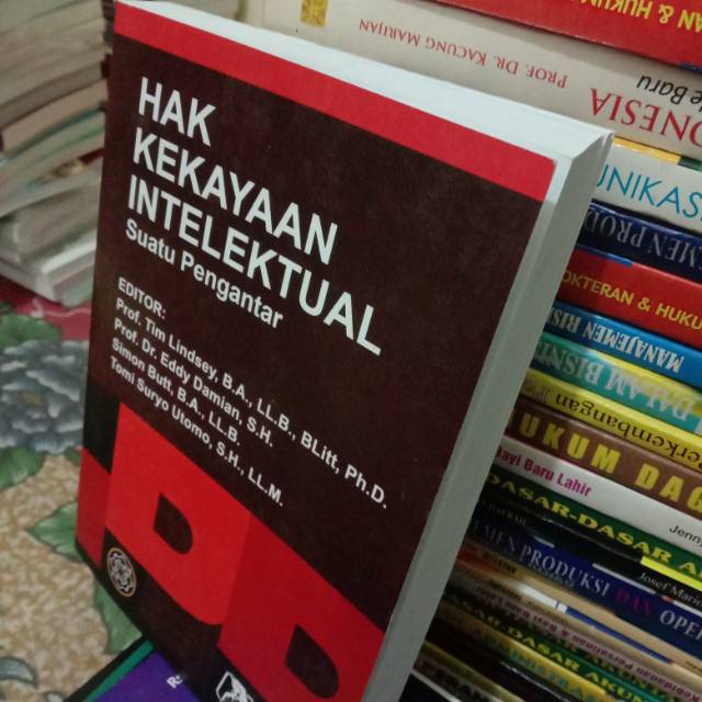Jual Buku HAK KEKAYAAN INTELEKTUAL SUATU PENGANTAR | Shopee Indonesia