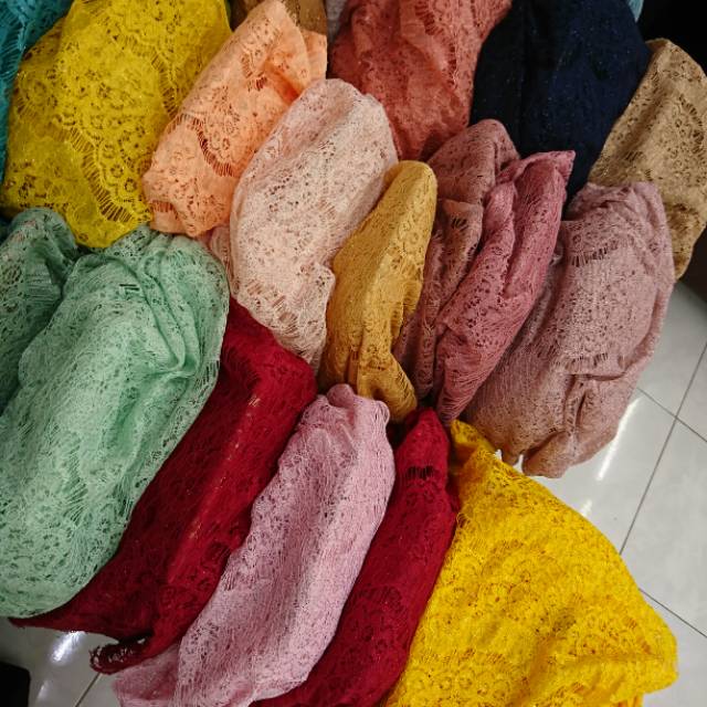 Jual Kain kebaya bahan brokat renda | Shopee Indonesia