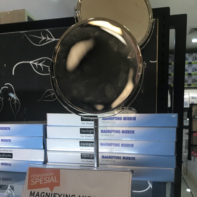 Jual Magnifying mirror kaca rias kaca makeup 17cm | Shopee Indonesia