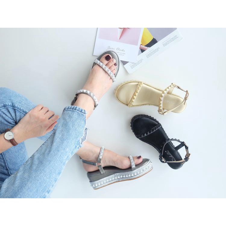 Jual RCL NEW LEICA Sendal Wedges Wanita 5cm | Shopee Indonesia