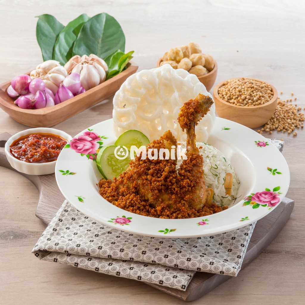 Jual Munik Resto's Nasi Daun Jeruk Ayam Kremes (Kemasan Box) | Shopee ...