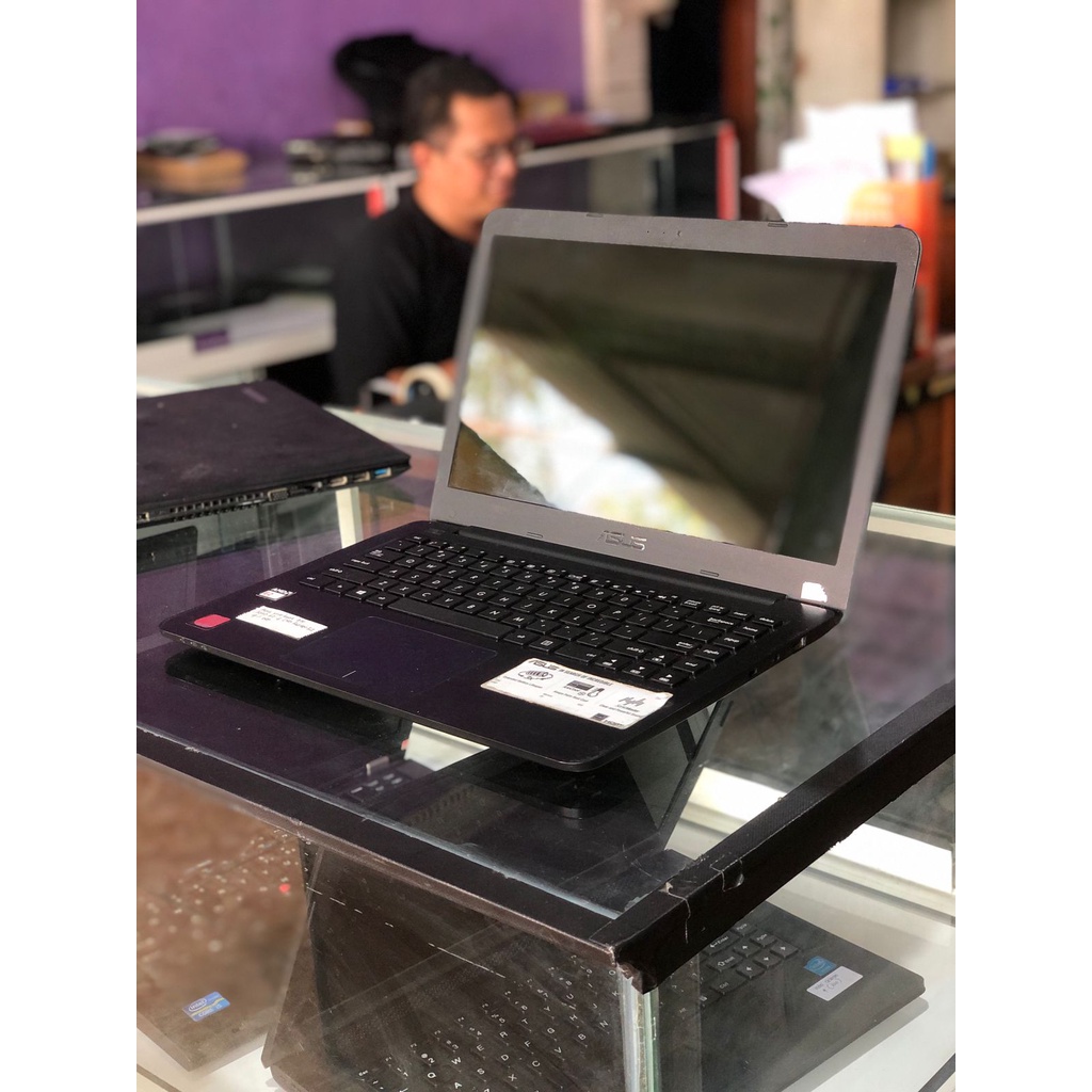 Jual Laptop Asus VivoBook E14 E402W | Shopee Indonesia