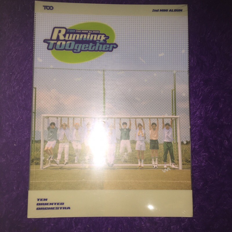 Jual ALBUM TOO RUNNING TOOGETHER (Booked) | Shopee Indonesia