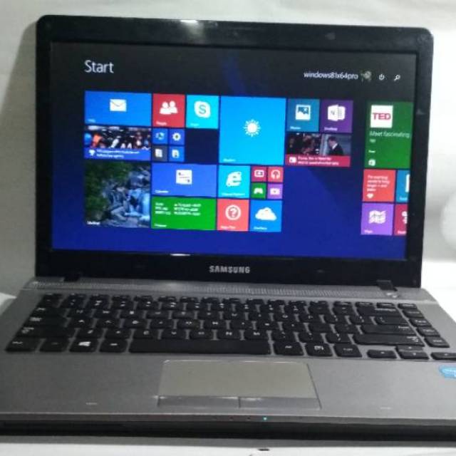 Jual Laptop Samsung NP300e4v Intel Celeron Ram DDR3 2G hdd 320gb dvd ...