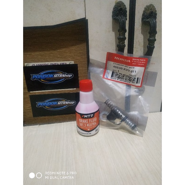 Jual Paket Sil Master rem & Minyak rem dot 3 MTR Motor Vario Beat ...