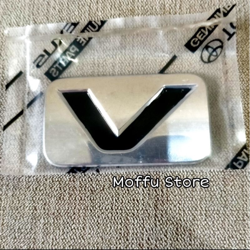 Jual Logo Emblem Huruf Tipe V Toyota Innova Fortuner Type | Shopee ...