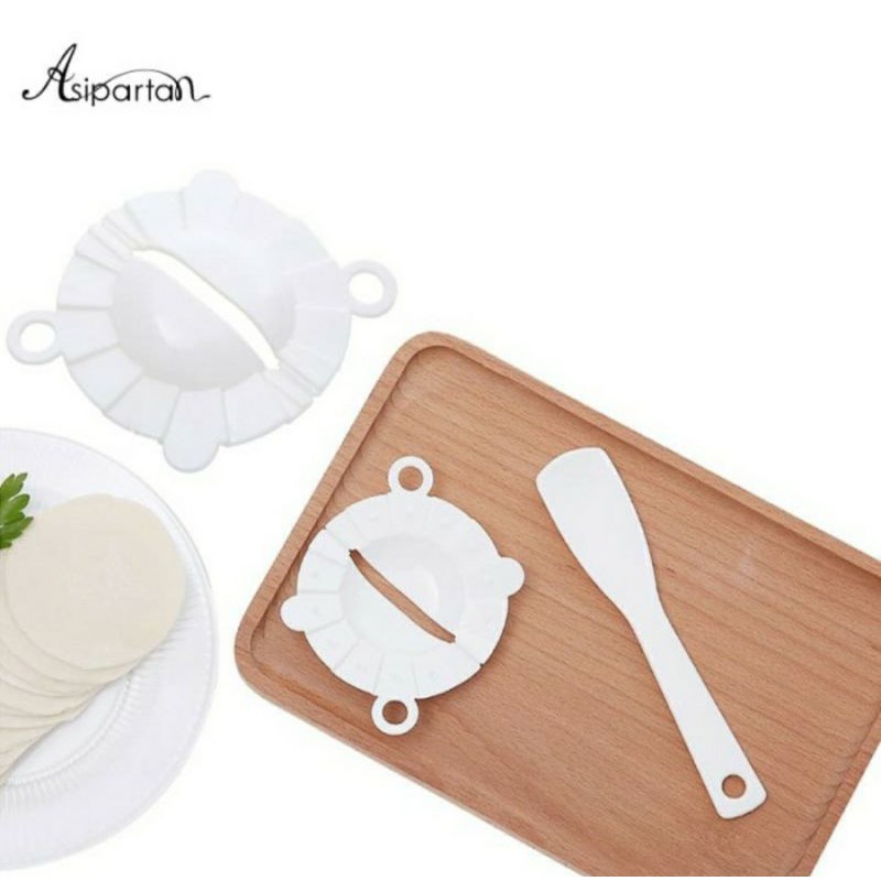 Jual Japanese Easy Gyoza Maker Dumpling Pot Sticker Press Spoon Alat ...
