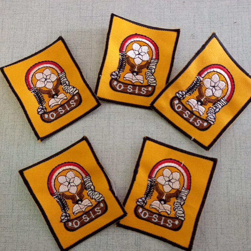 Jual Atribut Badge Logo Sekolah untuk SMP. | Shopee Indonesia