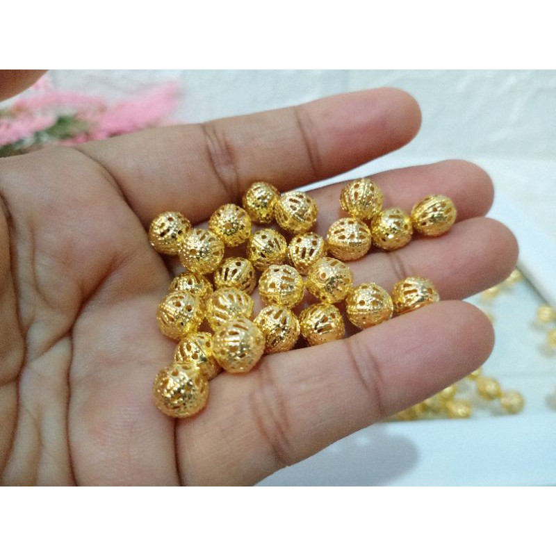 Jual Mutiara 8mm GOLD SILVER Corak ukir Mempercantik Kalung Strap ...