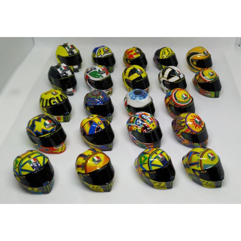 Jual miniatur helm valentino rossi skala 1/12 | Shopee Indonesia