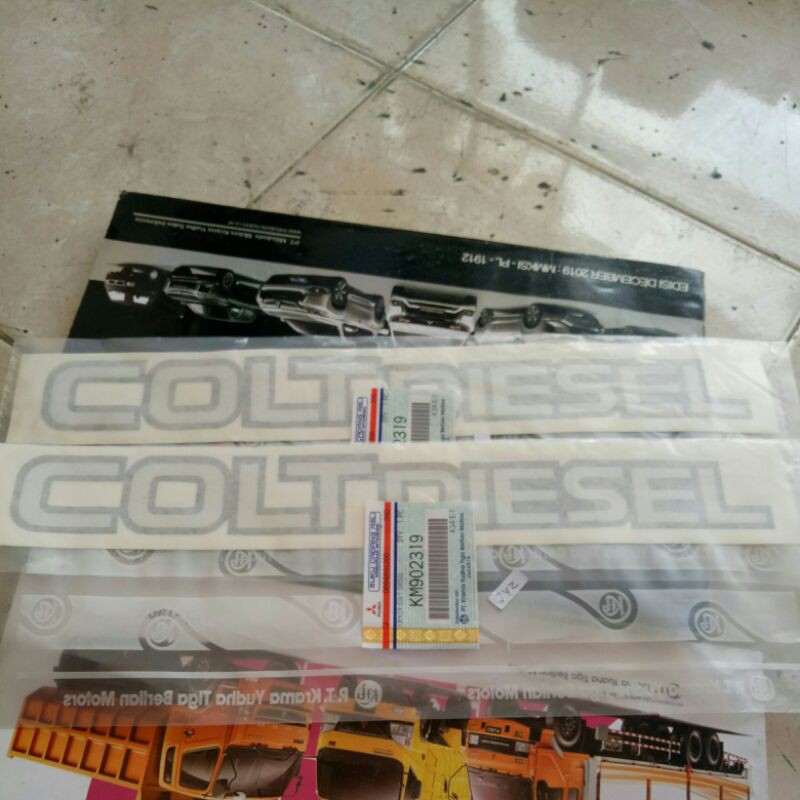 Jual stiker logo colt diesel | Shopee Indonesia