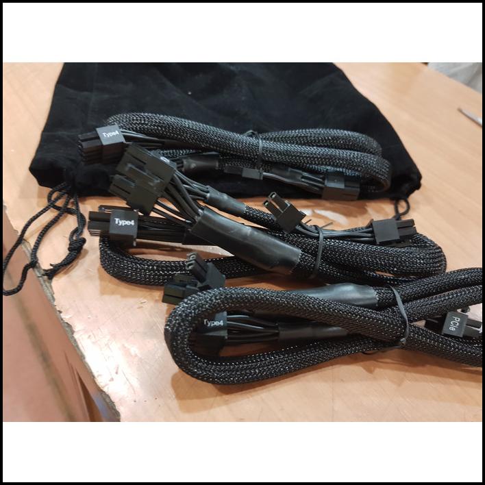 Jual Kabel Modular 8Pin Psu Ke Pcie 2X (6+2) Corsair | Shopee Indonesia